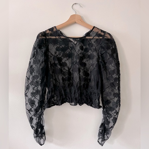 H&M | Tops | Nwot Hm Lace Crop Top | Poshmark